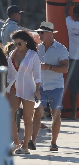 Jeff Bezos Nude Pics And Sex Tape Leaked By Lauren Sanchez